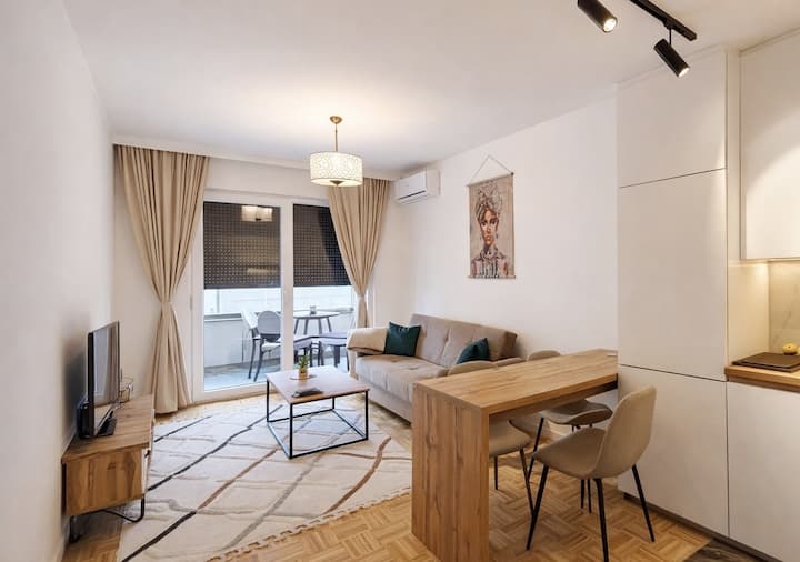 Peja Central Hideaway - Kosovo