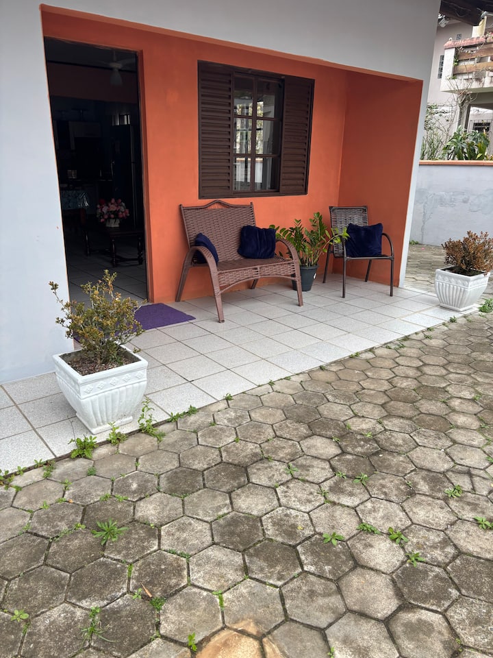 Casa Na Quadra Do Mar Em Penha. - Penha