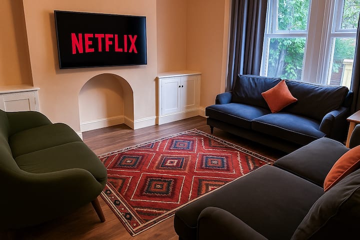 Queen’s Retreat - 3 Bed, Sleeps 6, Parking 2x Cars - Lincoln