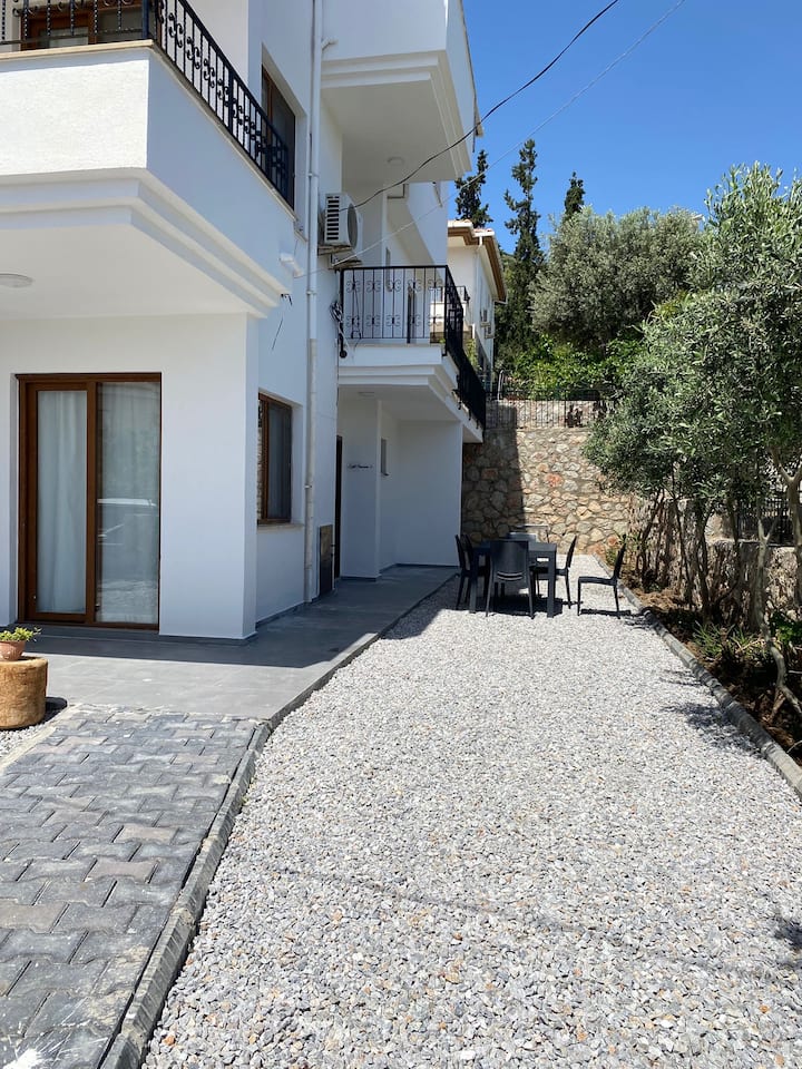 Datça Merkez1 2+1 Bahçeli Daire - Datça