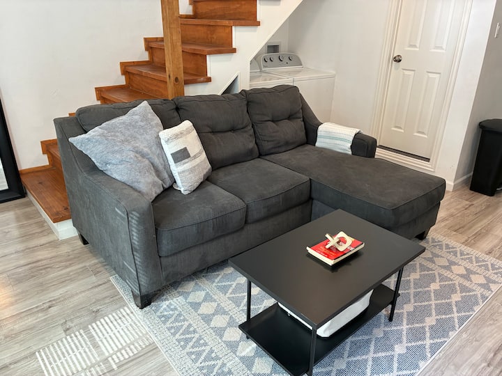 Refined Guesthouse Near Fairpark, Sleeps 4, Prking - Pleasant Grove - Dallas