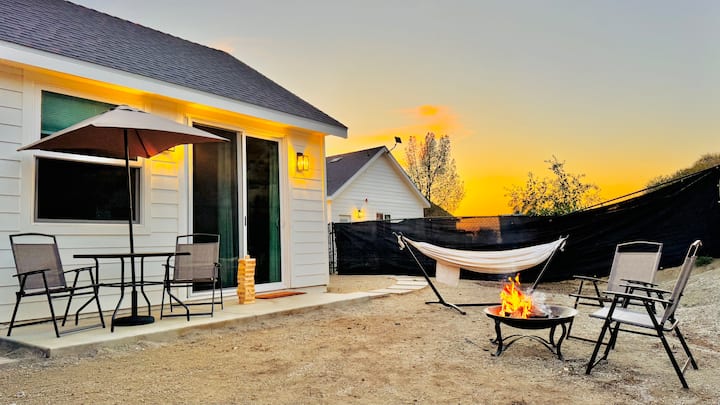 The Cozy Corner Amongst Wineries - Altisima Winery, Temecula