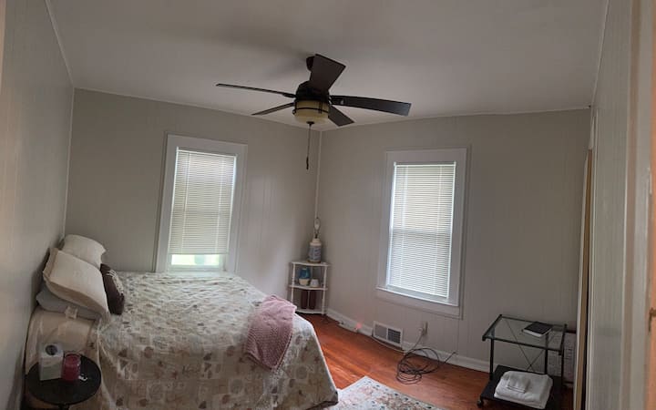 Comfortable University Option - Syracuse, NY
