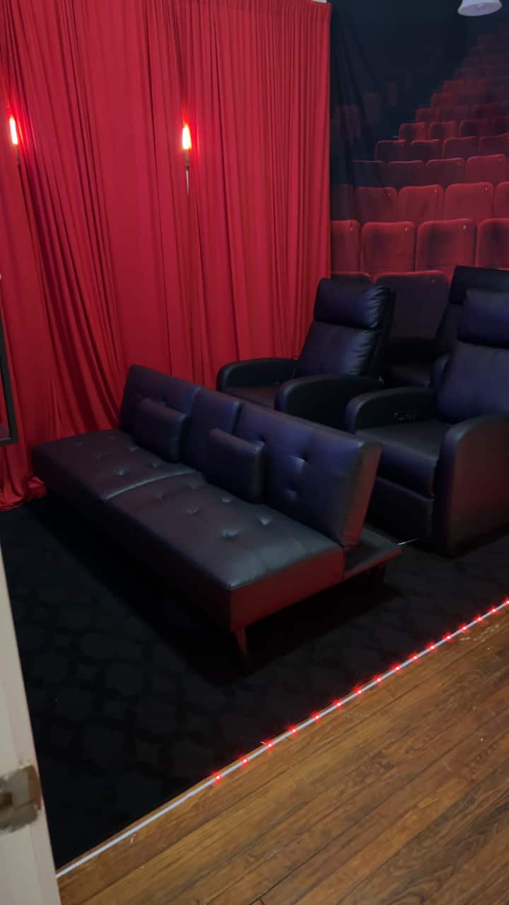 Rva Casino Movie Theatre Arcade Loft Downtown Rva! - Richmond, VA
