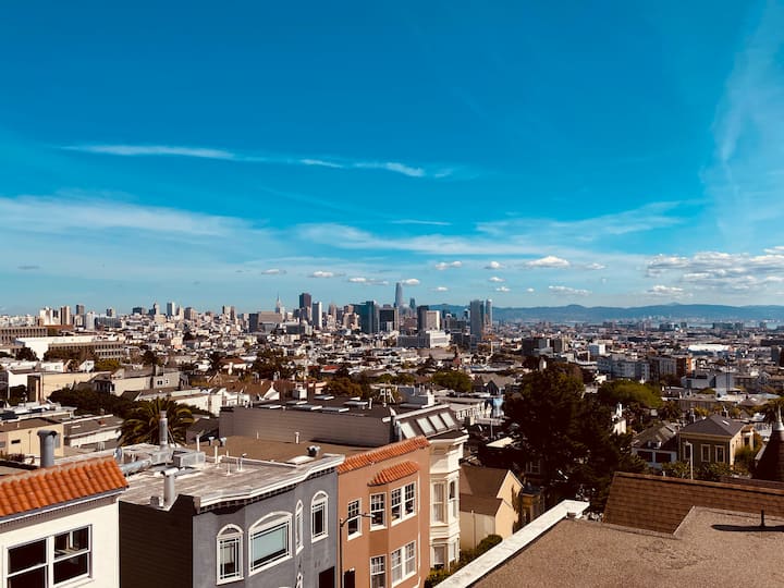 Architectural Luxury W/ Views, Walkable & Central - San Francisco, CA