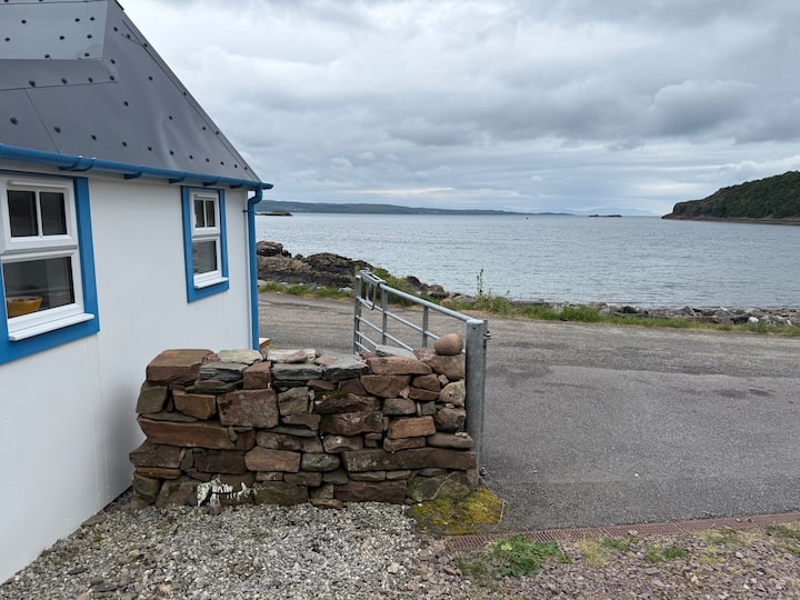 Cottage By The Sea - Skye
