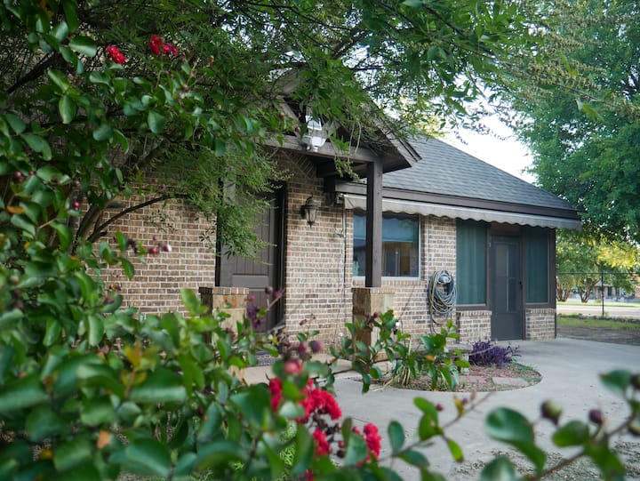 Charming Country Guest House Near Fort Worth - Montserrat Road – Fort Worth