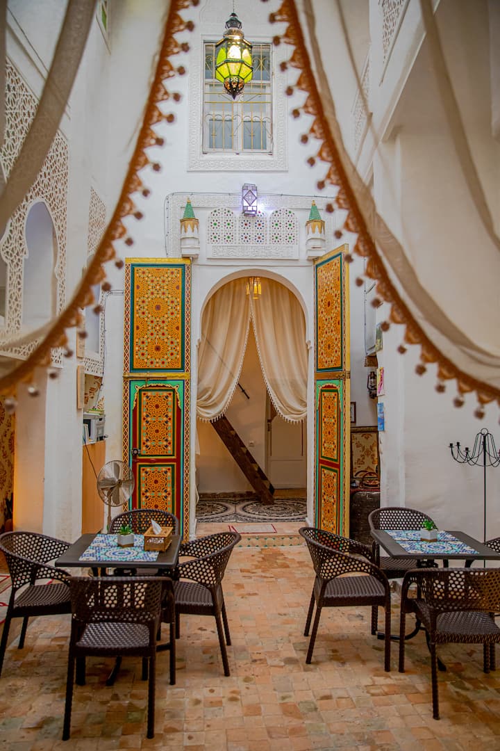 Stunning Private Riad In The Heart Of Fez Medina - Fez