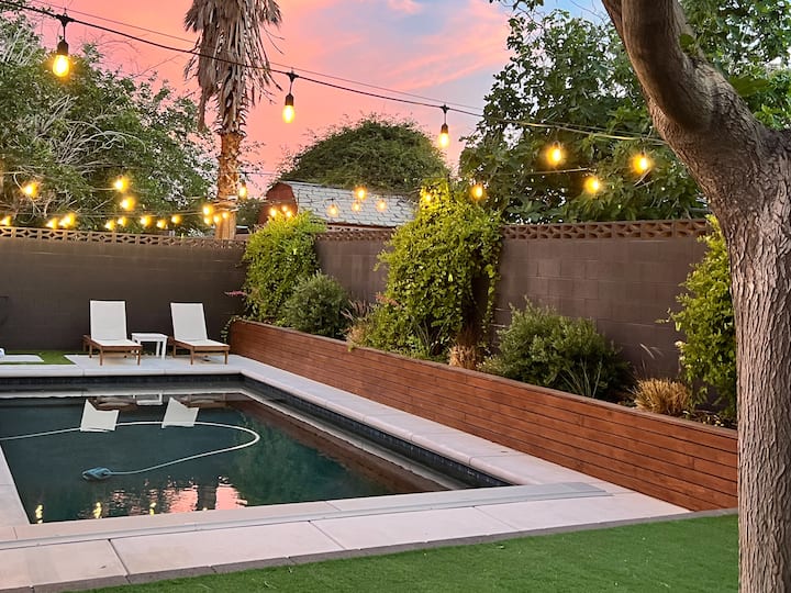 The Ridgecrest Retreat | Modern Pool Home - Ridgecrest, CA