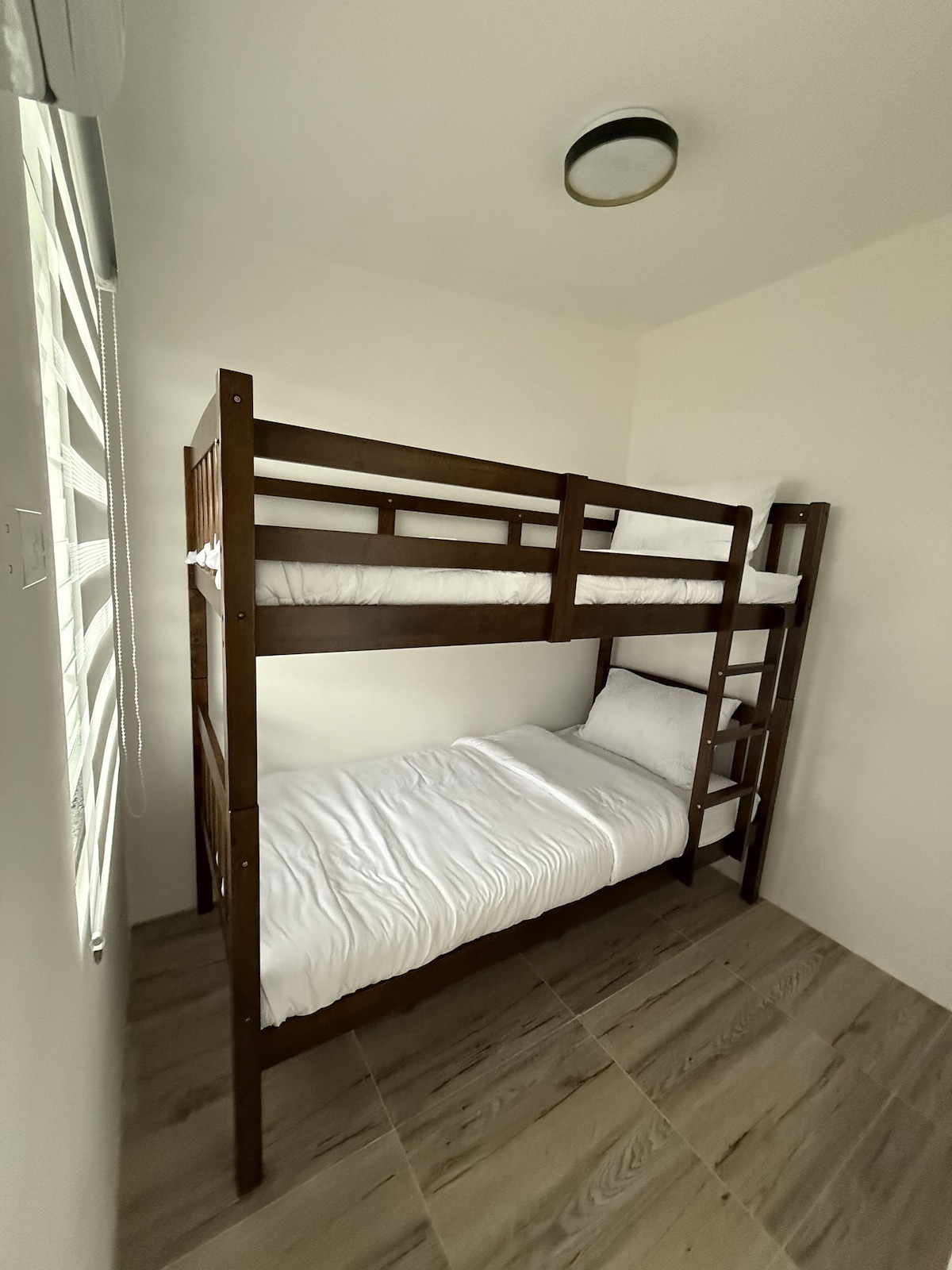 Capacidad para 6 personas • Wifi + Smart TV • Cocina completa - Casas ...