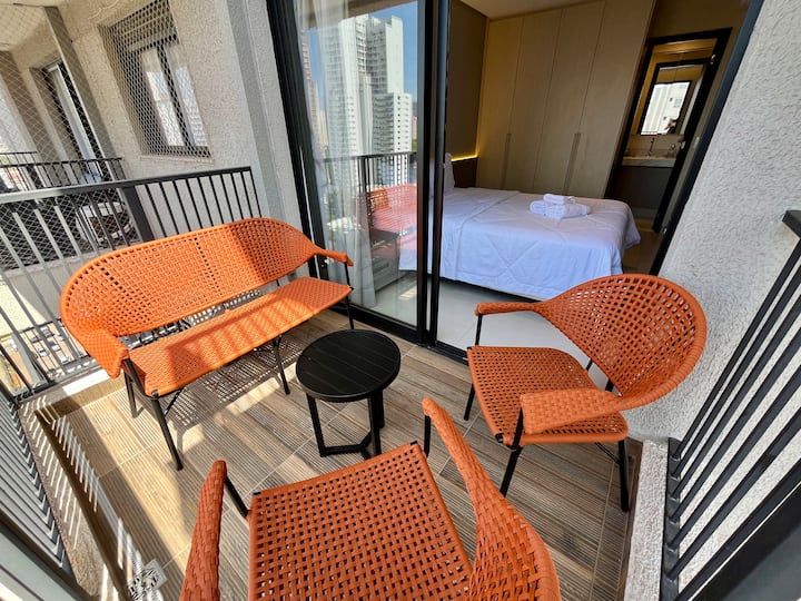 Descanso E Luz Natural/varanda Privativa Quarto - Brazil