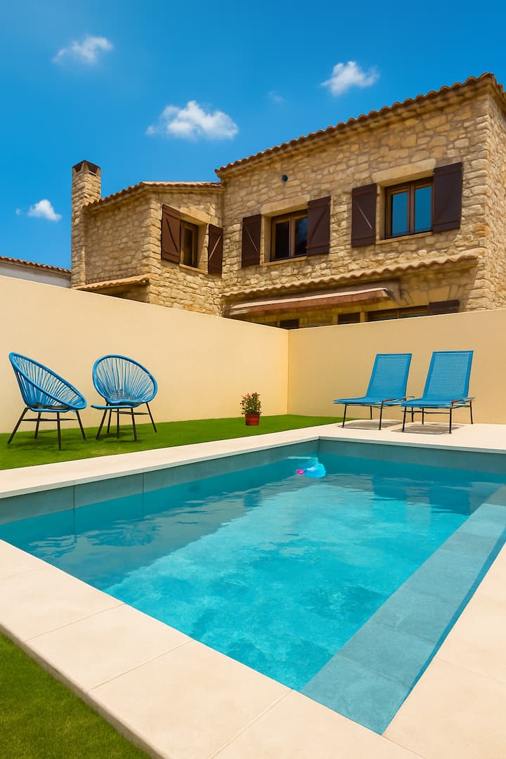 Le Mas De La Clé D'or - Maison En Pierre & Piscine - Fréjus