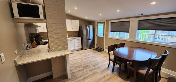 Chicago Getaway - Upper Deck - Elmwood Park, IL