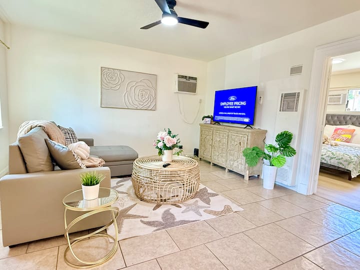 Jie's New! 3b Single Home Rosewood With Front Yard - パサデナ, CA