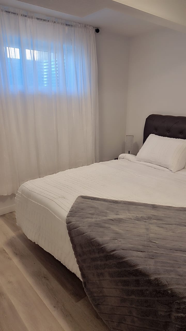 Amazing Basement Suite - Edmonton