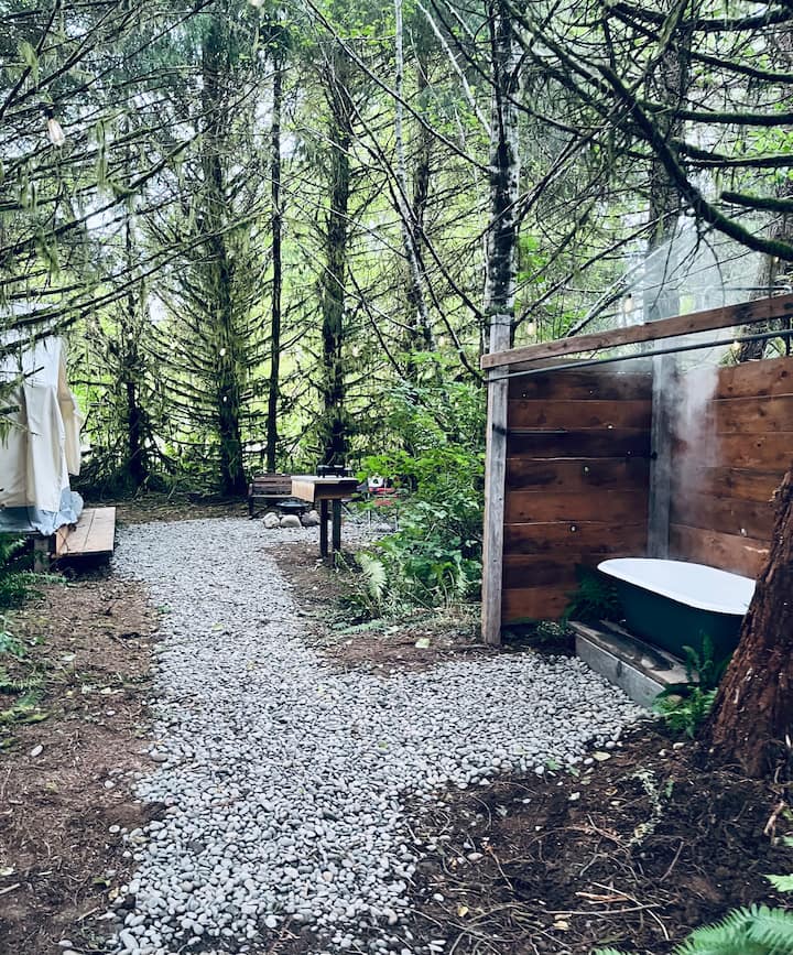 4 Beaches Base Camp - 포크스