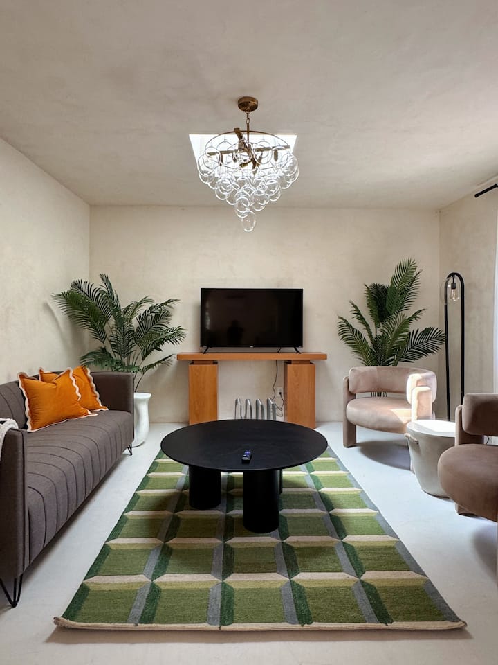 * *Bright & Stylish Pasadena Home - Pasadena