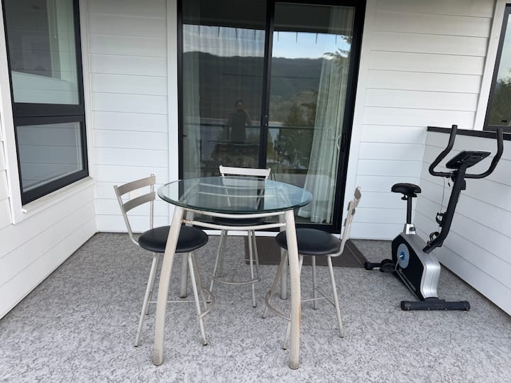 Oceanview Short Term Rental Home - Sechelt