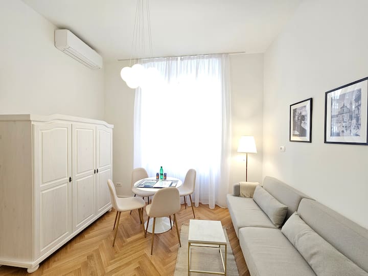 Urban Nest Wolfova Apartment W3 By Triple Bridge - Ljubljana