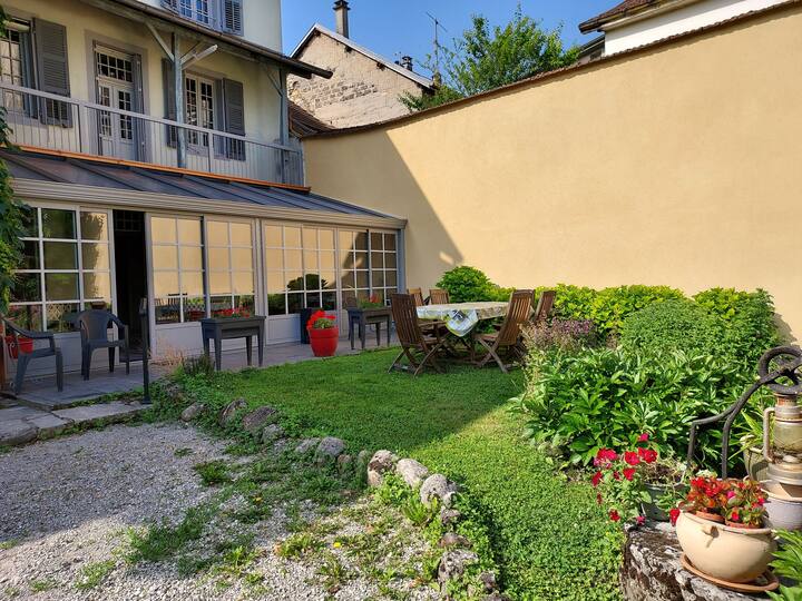 Jolie Chambre D'hôtes - Belley