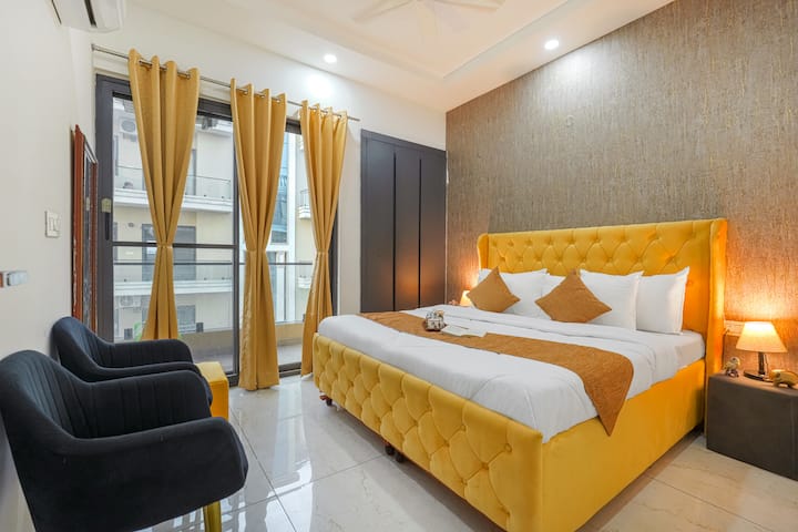 Amber House By Aerostays - Zirakpur