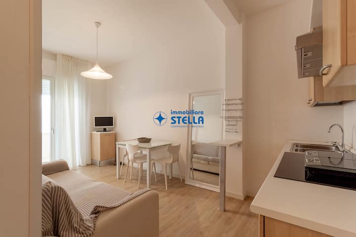 < Rinascita Apt. > 50 Mt From The Beach - Jesolo