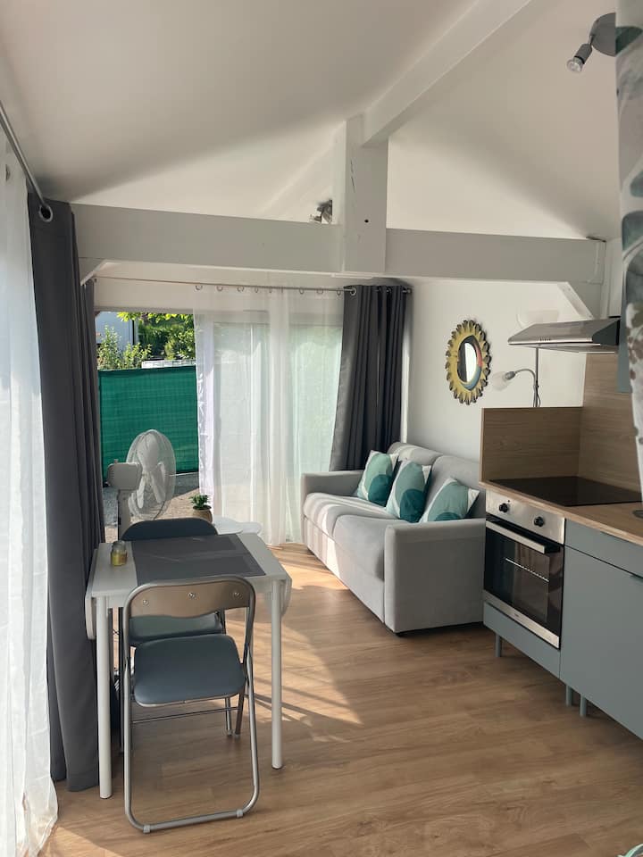 Studio Indépendant - Bayona, Francia