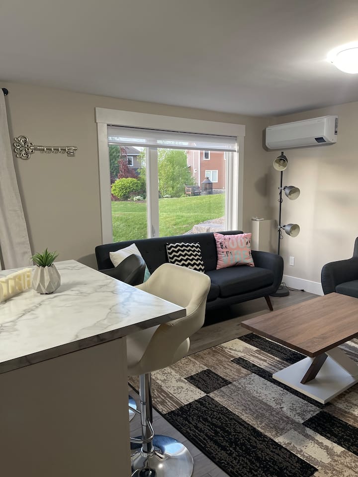 Luxury Walkout Suite - Moncton