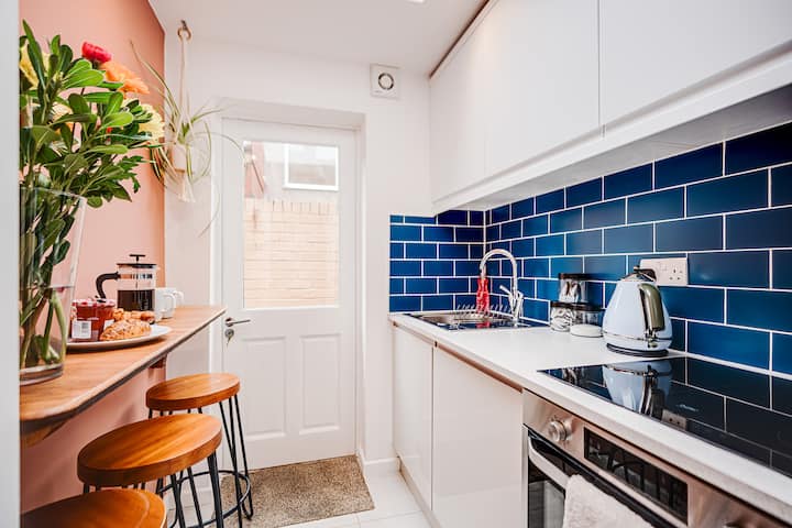 Sweet Liverpool Summer 4-bed Home - Birkenhead