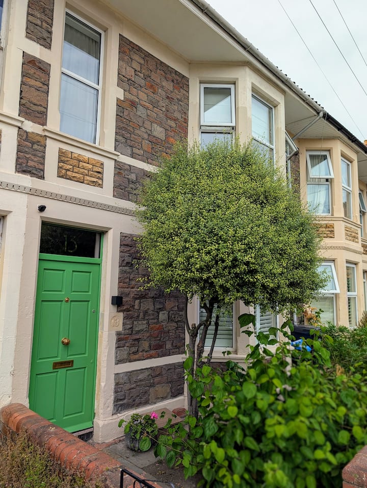 Harbourside Edwardian Terrace - Bristol