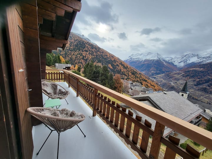 Chalet St Luc Avec Vue Sur Le Cervin Et La Vallée - Zinal