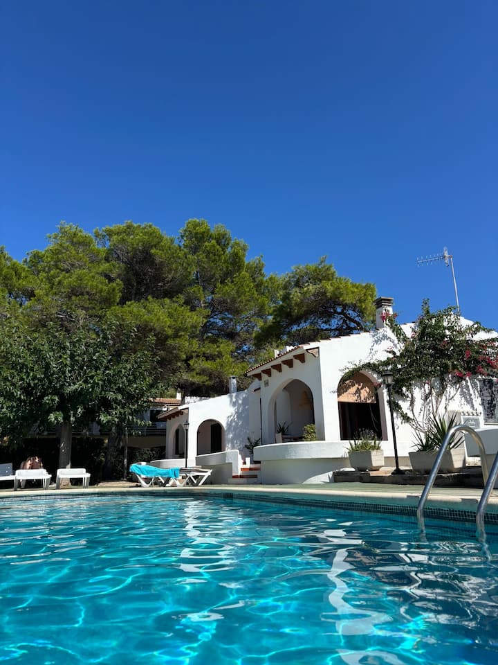 Cala Blanca | 70m Strand & Zwembad - Menorca