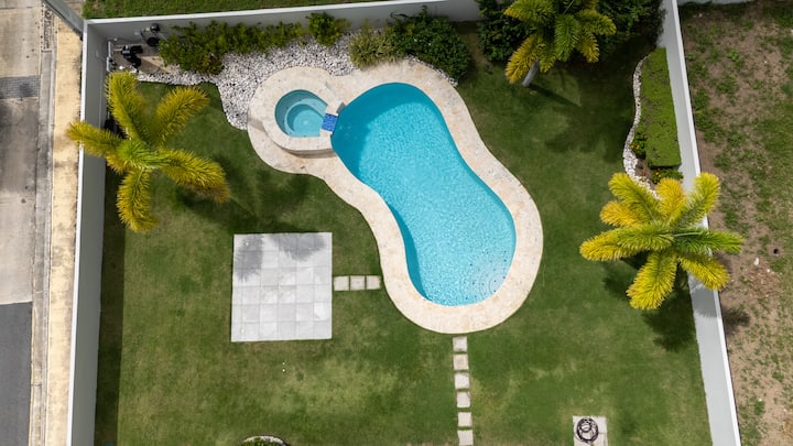 Beach Oasis W/ Pool & Patio - Aguadilla