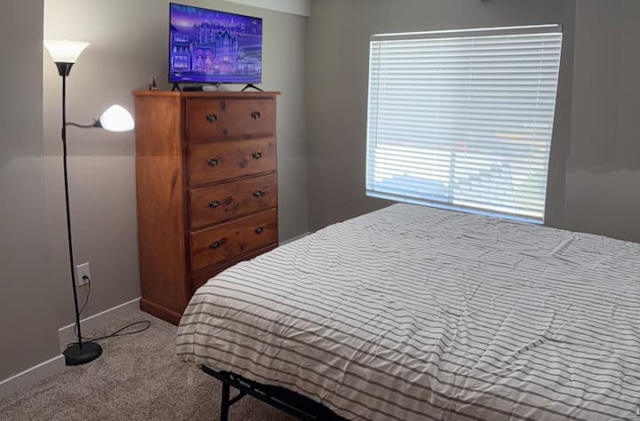 Clean Cozy Room/private Bath - Claremont, CA