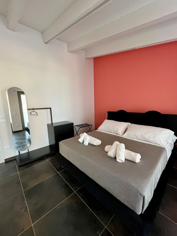 Queen Suite Deluxe In Indaco - Follonica