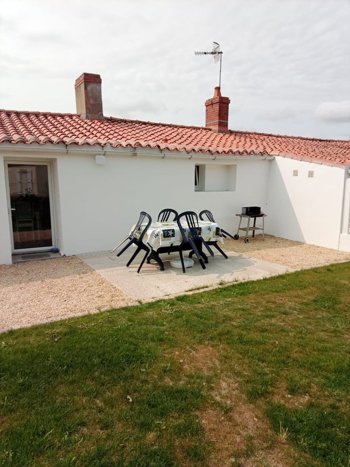 Petite Maison Vendéenne. - Plage de La Faute-sur-Mer (Les Bélugas)