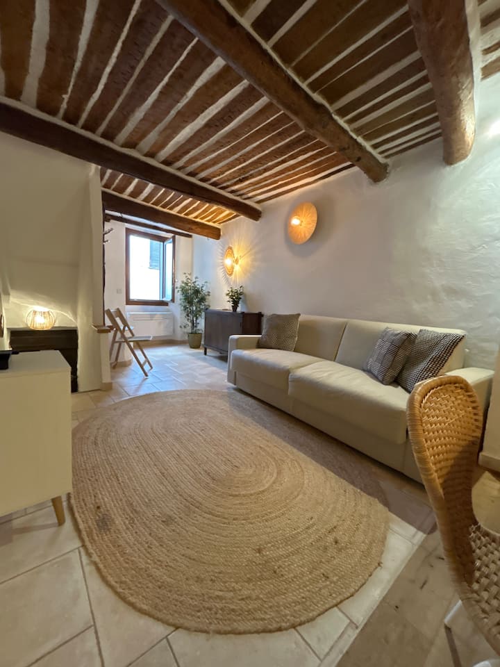 Charmante Maison De Village  Dans Le Vieil Antibes - Antibes