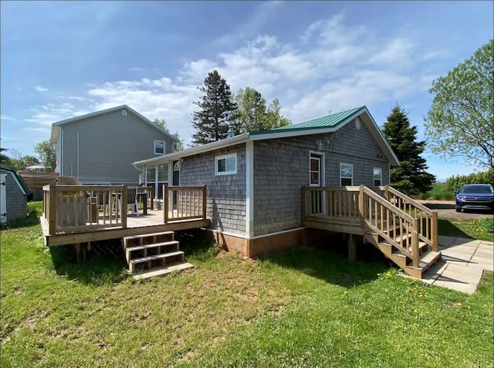 Meadowbank Cozy Cottage - Charlottetown