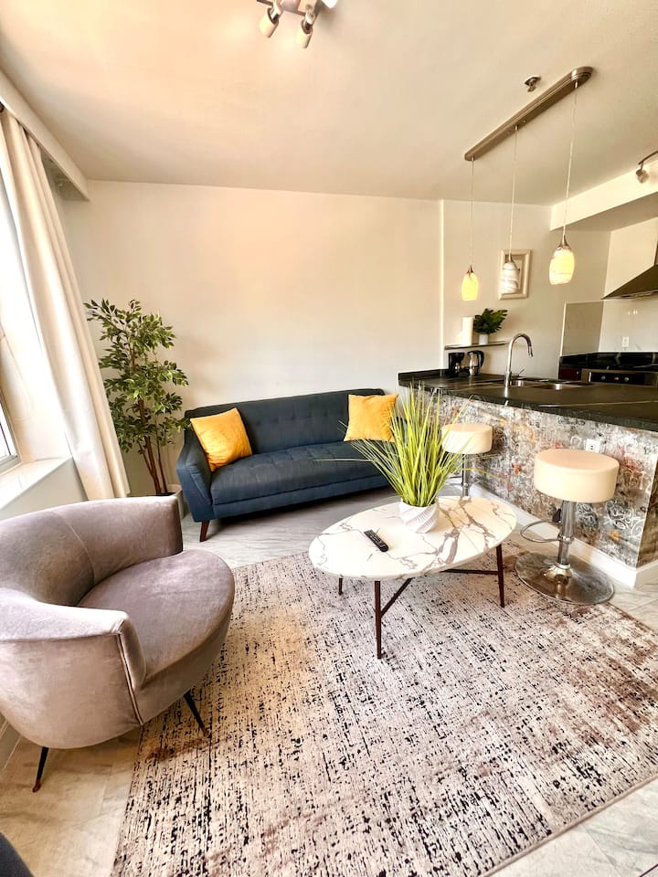 Captivating Studio,w/exclusive Parking,1 Block Sea - Miami Beach