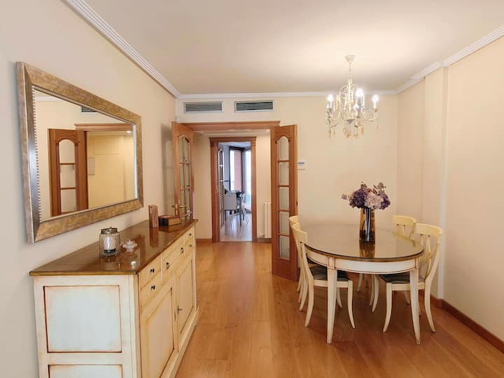 El Sitio De Agustina By Alogest - Zaragoza, España