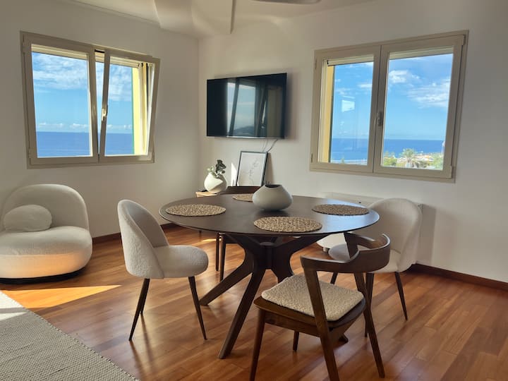 Appartement Avec Vue Sur La Mer Et Parking! - Sanremo