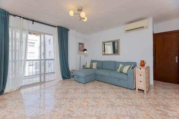 Family & Friends En Gandía Playa - Gandia