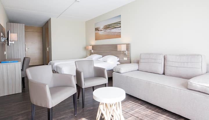 Unbeatable Coastal Stay | Beach & Golf Nearby - Callantsoog