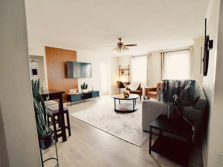 Newly Renovated Atl Condo I Walkable Downtown - Atlanta, GA