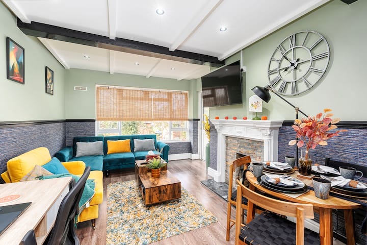 Newly Reno 3-bed Near Nec|airport | Balcony & Wifi - Birmingham