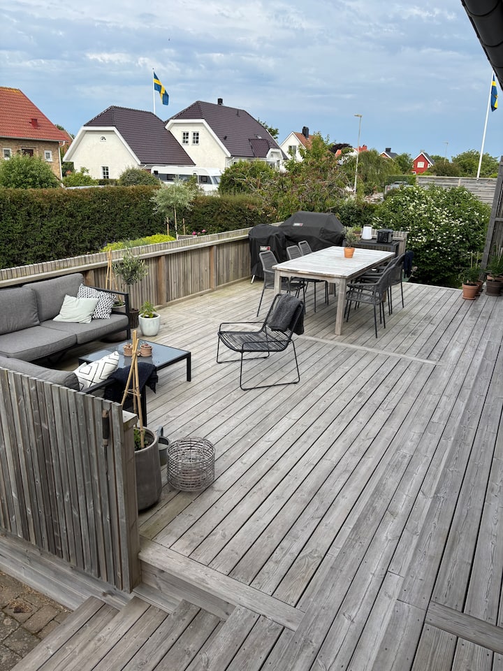 Stor Havsnära Villa I Läjet - 바르베리