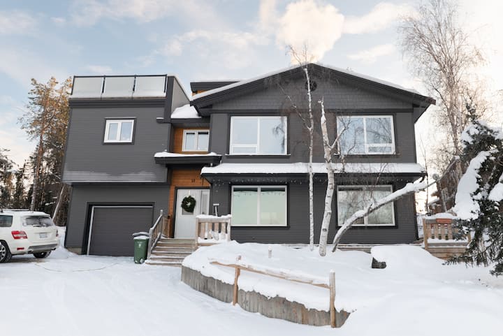 Enaàtì Escape - Yellowknife