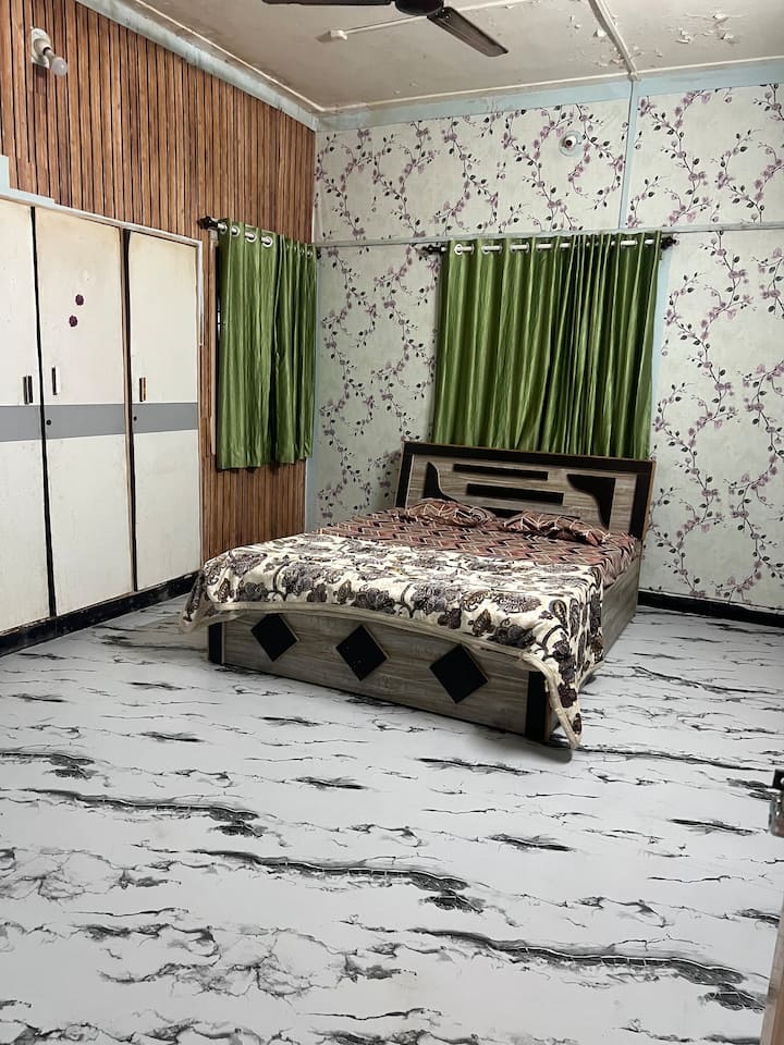 Aadhar Homestay,nr Shashtri Nagar Cricket Stadium - Kolhapur