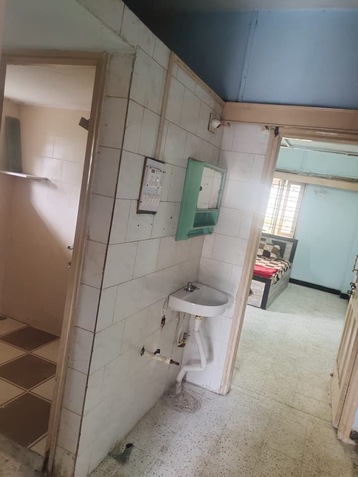 Aadhar Homestay,nr Shashtri Nagar Cricket Stadium - Kolhapur