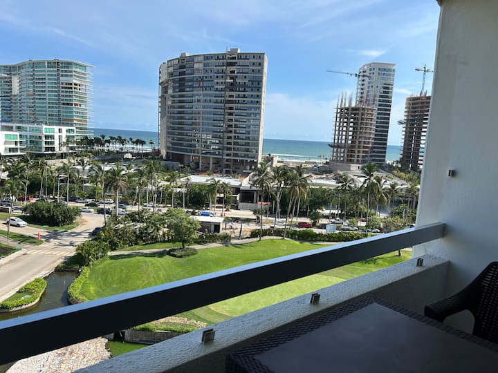 Espectacular Depto. Campo De Golf - Acapulco